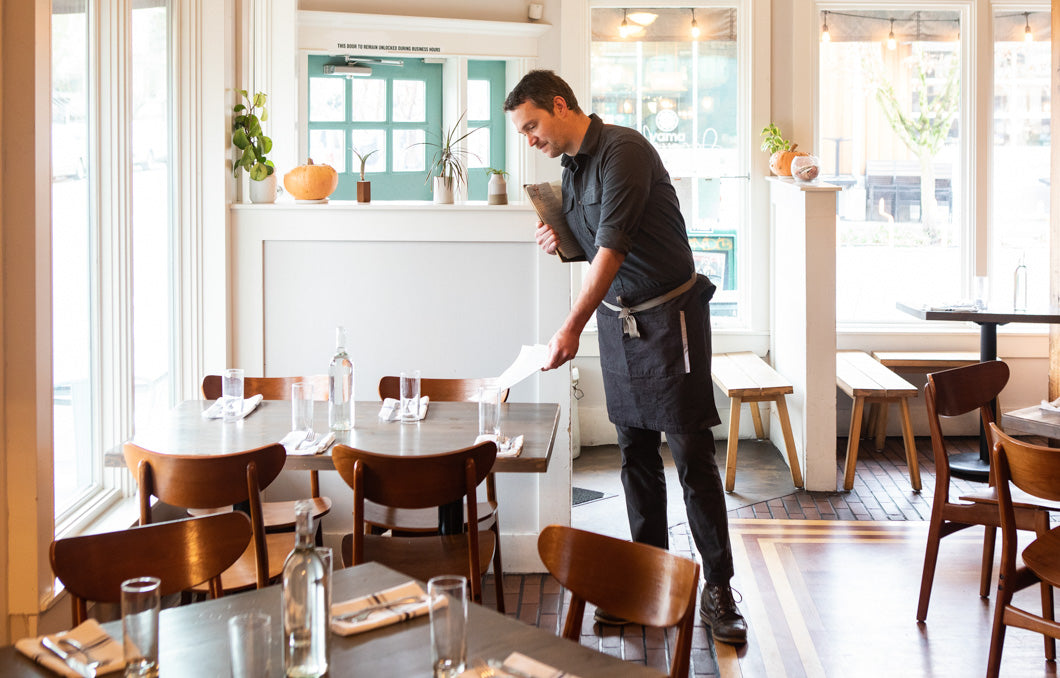 Chef & Server Aprons | Modern & Cool | Bulk pricing | Best reviews